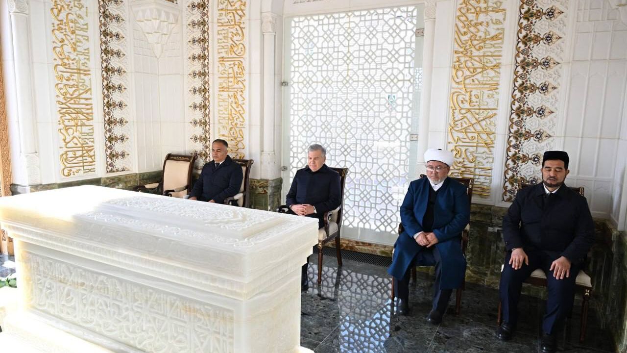 Шавкат Мирзиёев начал визит по Самаркандской области - UzNews.uz