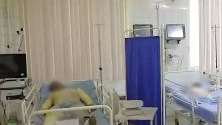 Тошкентдаги темирйўлда “селфи”га тушмоқчи бўлган 2 нафар болани ток урди - UzNews.uz